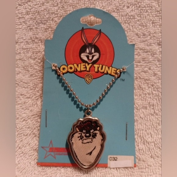 Warner Bros. | Other | Vintage Looney Tunes Taz Face Embroidered ...